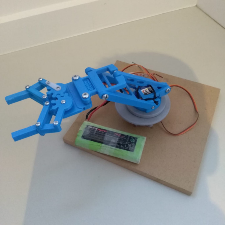 3D Printable RC Servo Robot Arm by Creative Electronics