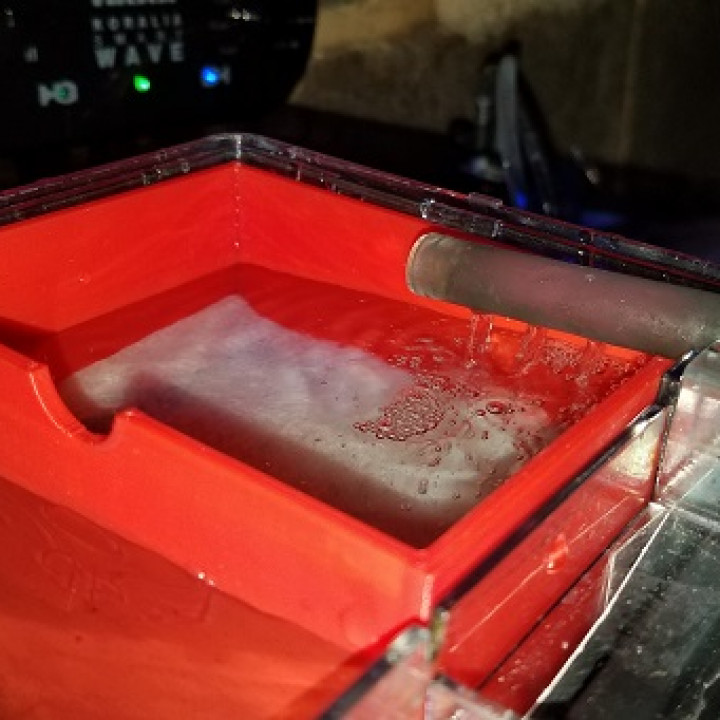 3D Printable Finnex HOB Breeder Refugium Media Basket by gabriel