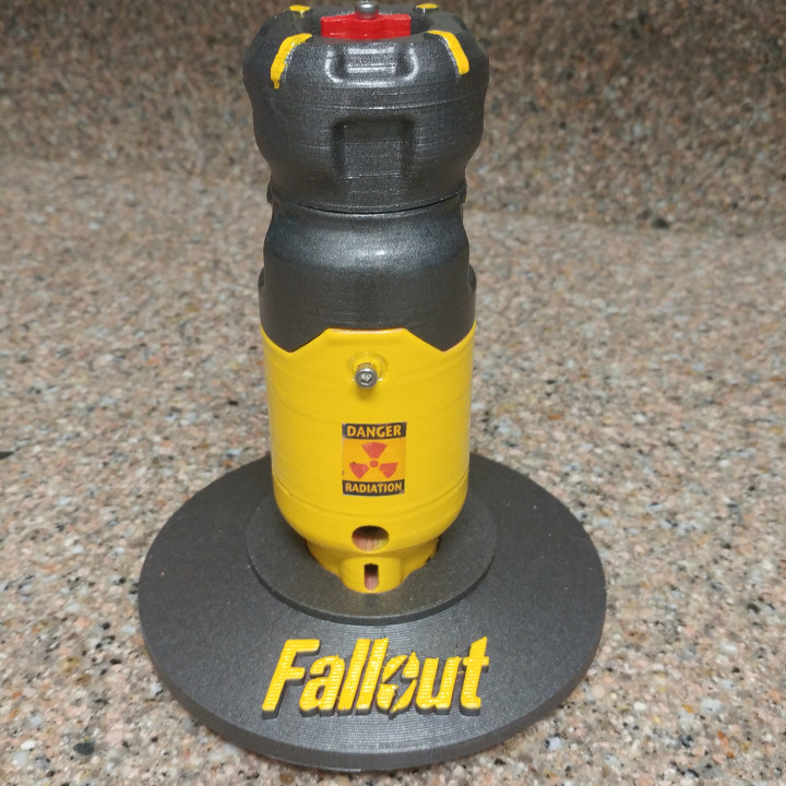 3D Printable Fallout Fusion Core Charger by James Underwood