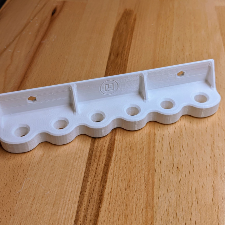 3D Printable tool rack-01 by Rich Williams