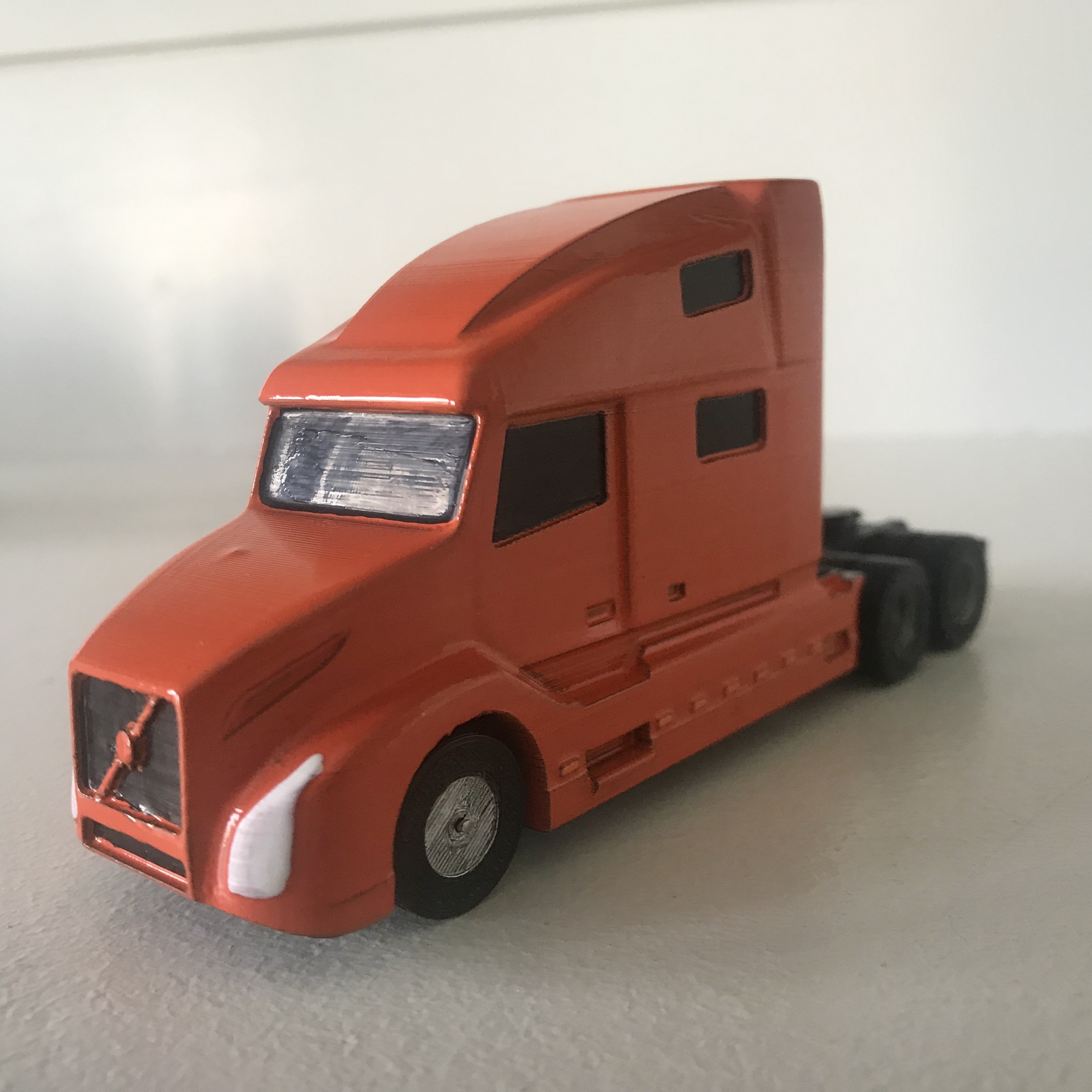 3D Printable Volvy VNL 760 1/64 scale by Build It Better