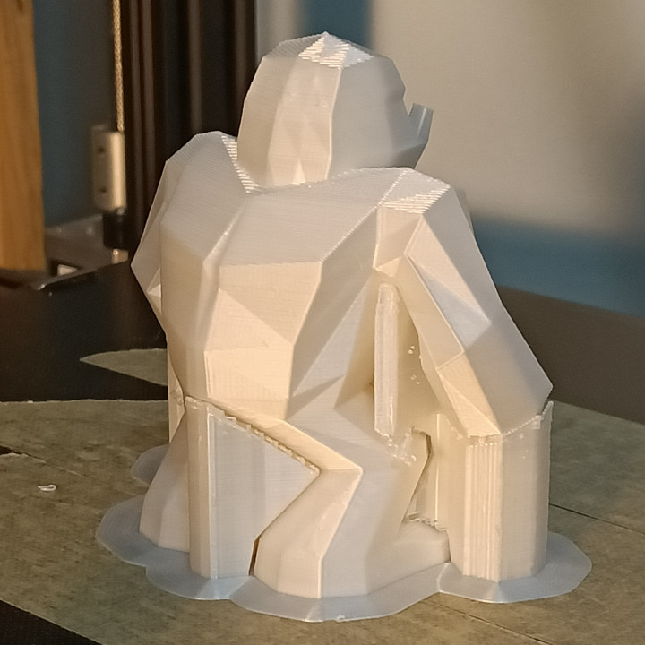 3D Printable Low poly Yeti / Bigfoot by Alperen Uzun