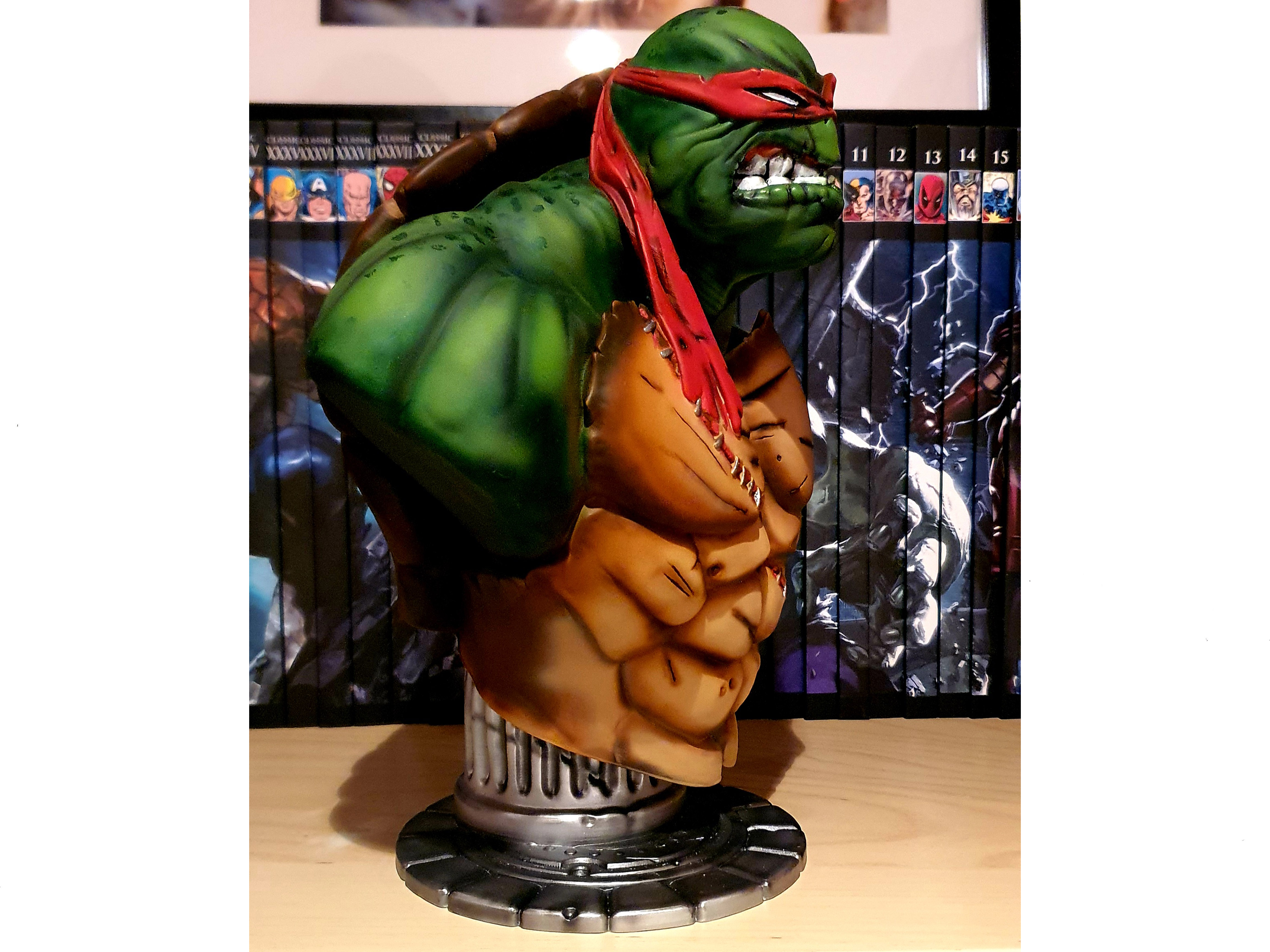 3D Printable TMNT bust (fan art) by Eastman