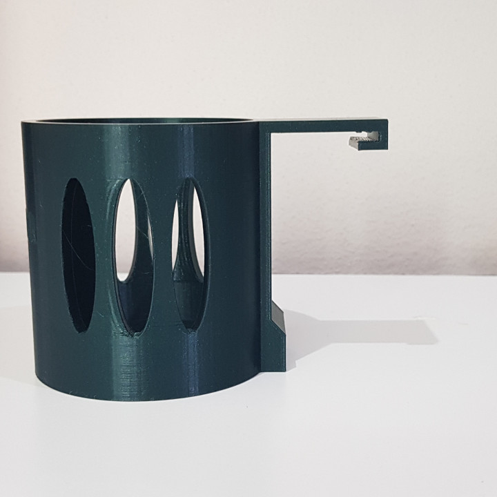 3D Printable Drink car holder by Lukáš Schneider