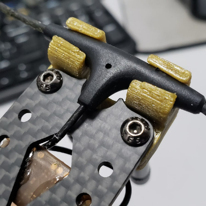 3D Printable FPV iflight XL5 TBS antenna holder TPU by Frederico David Sena