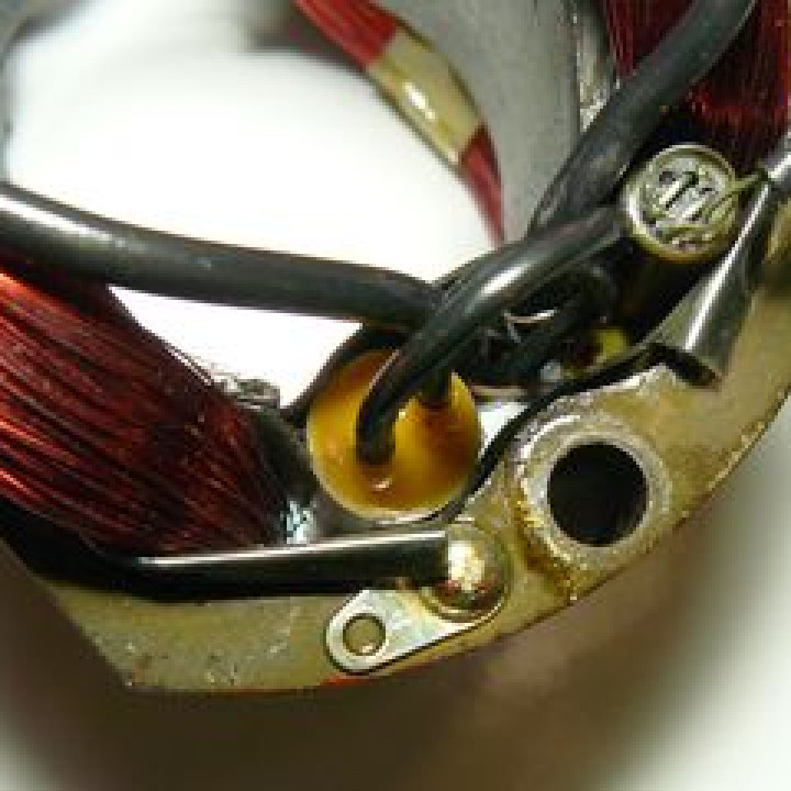 3D Print of Singer Nähmaschine / sewing machine 6xx (670g, 631g ...