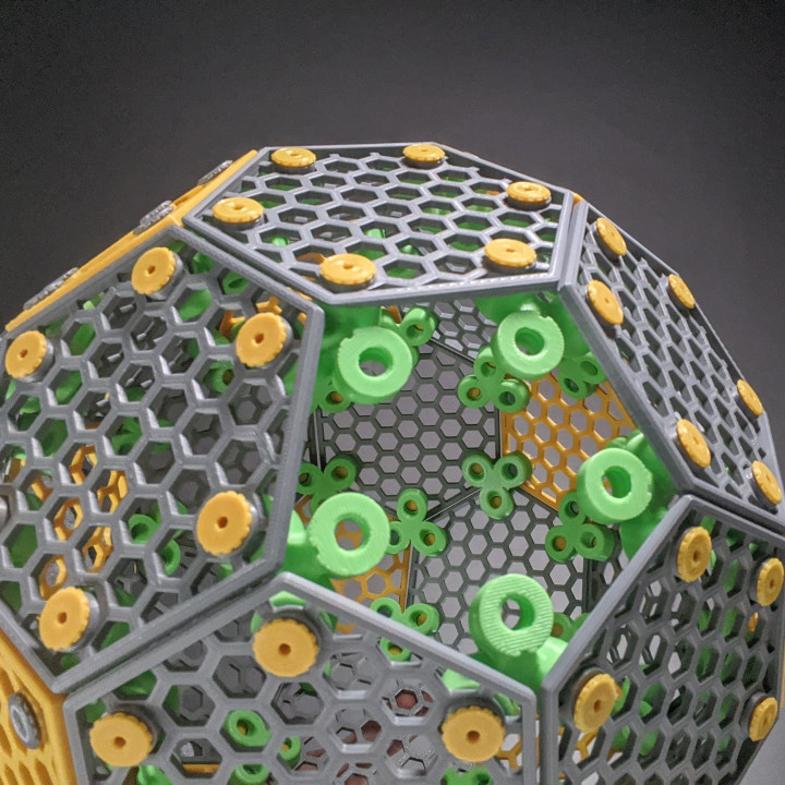 3D Printable Bolted Truncated Icosahedron by Clockspring