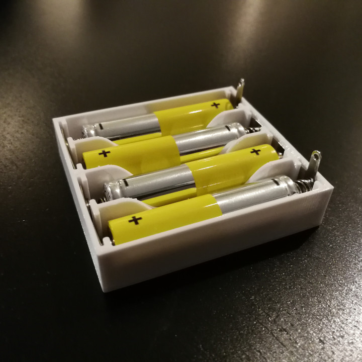 3D Printable Battery Case for 4X AAA batteries by Espen Ruud Schultz