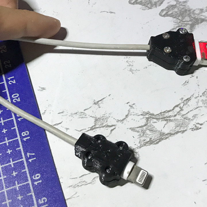 3D Printable Iphone Cable Protector by TB3D