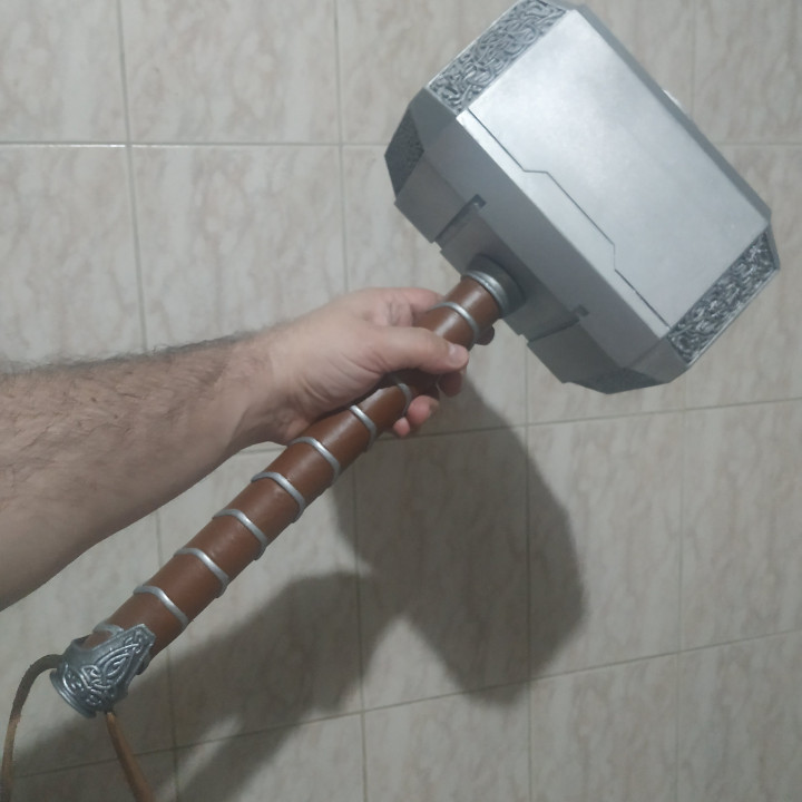 3D Printable Mjolnir accurate to Thor Ragnarok and Endgame by Leandro ...