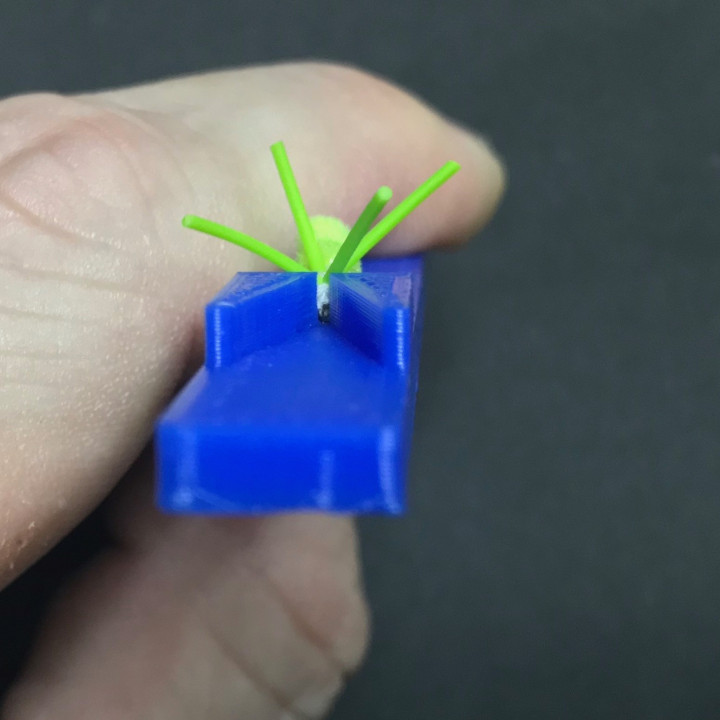 3D Printable Fly Threader by Gabe Kessler