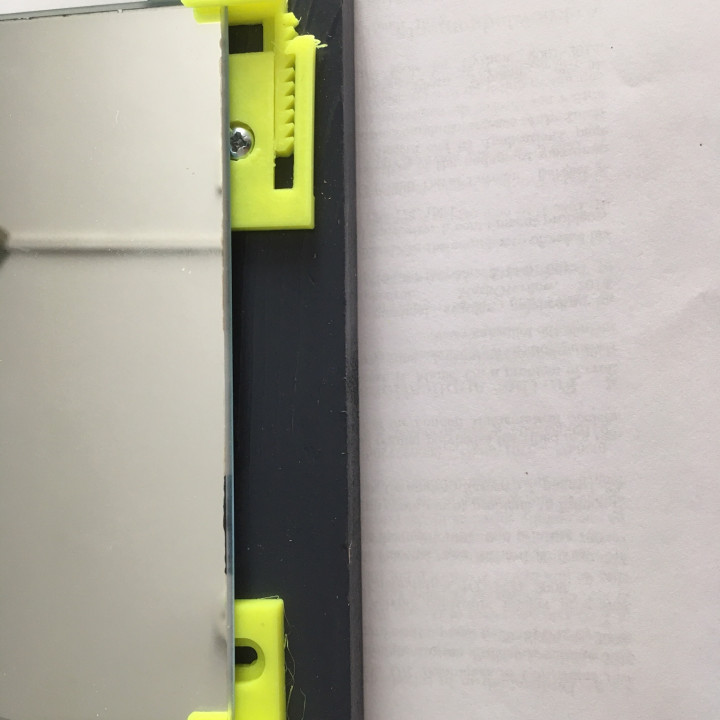 3D Printable Mirror mounting system by Martijn Leisink