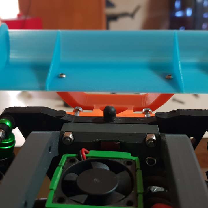 3D Printable RC wing with Traxxas mount by Joe Prints