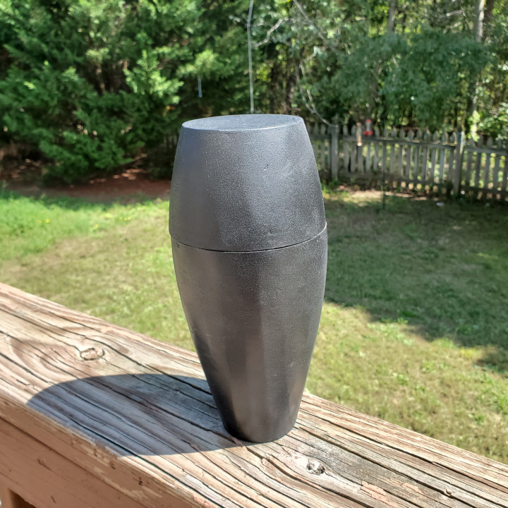 3D Printable Engineer's Vase- Prometheus by T-E-C