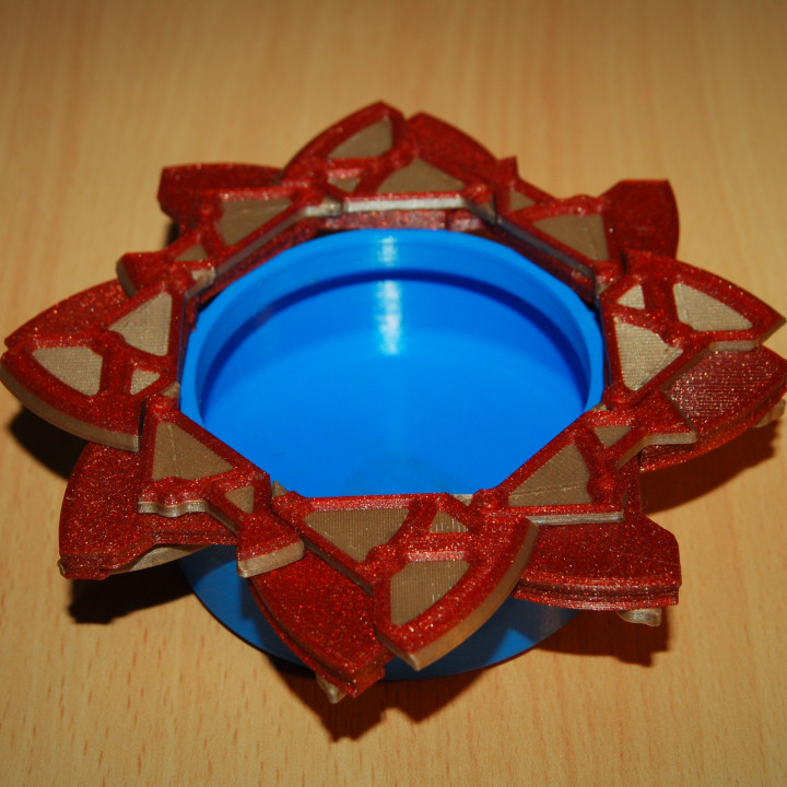 3D Printable Octobox V2 Improved Lid by Brien Allison