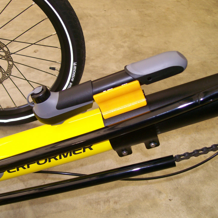 3D Printable Mini Pump Mount by Dan Ouellet