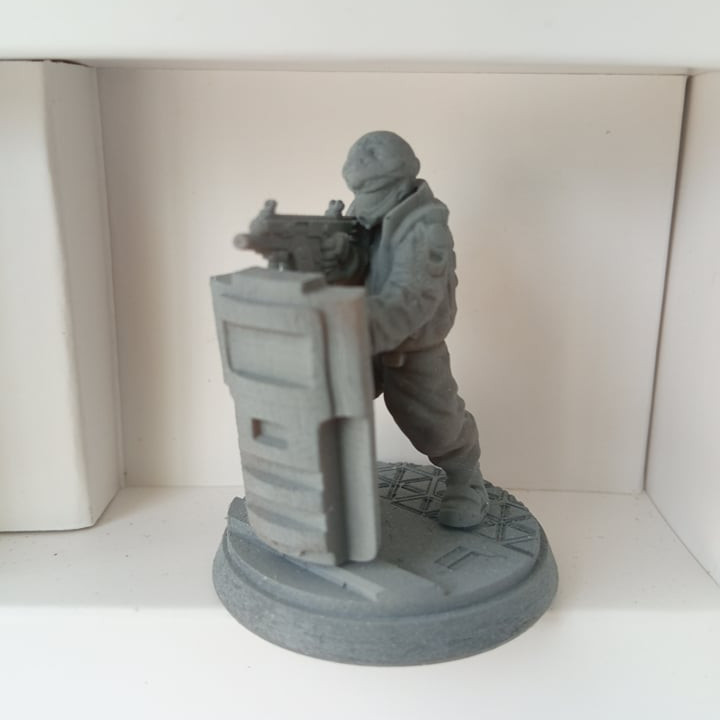 3D Printable CYBERPUNK MALE SHIELD ASSAULT UNIT by PAPSIKELS MINIATURES