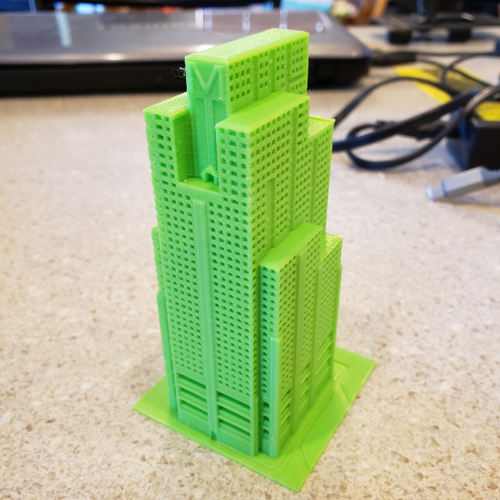 3D Printable Hise Rise Apartment for Small Scale Wargames by Charles