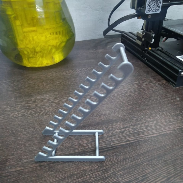 3D Printable Sculpting Tool Rack by Puskar Karmakar