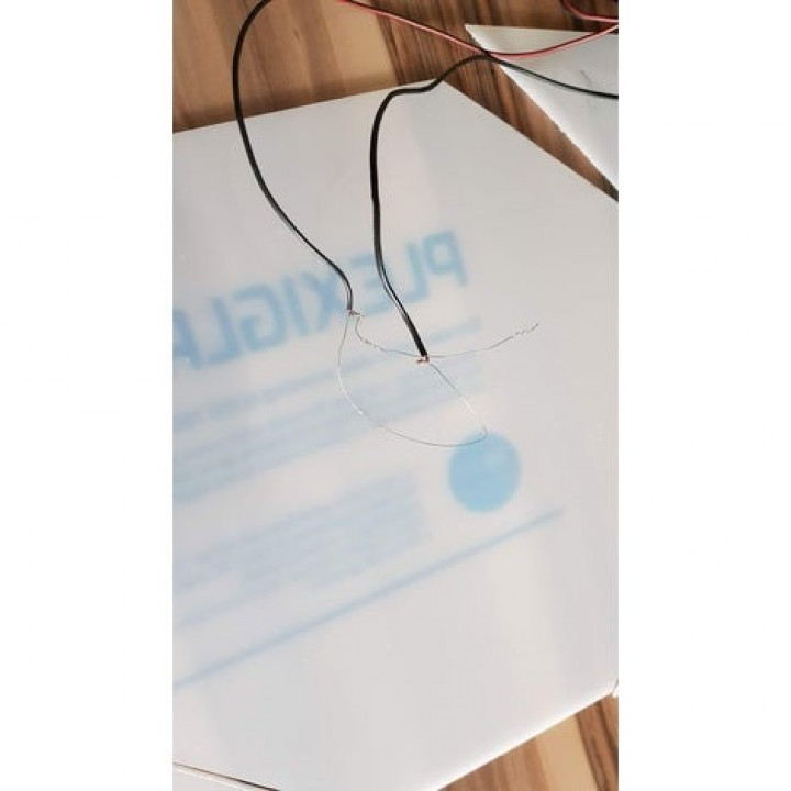 3D Printable modern ceiling light by Ovunc Mete