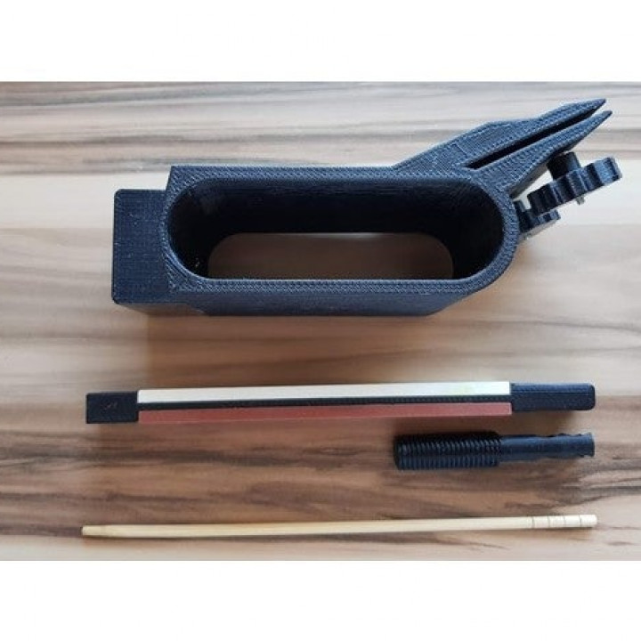 3D Printable Knife sharpener by Ovunc Mete