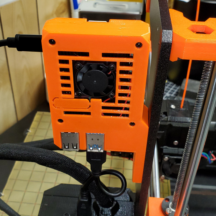 3D Printable Raspberry Pi4 case for Prusa MK3 - Remix by Nathan Ringham