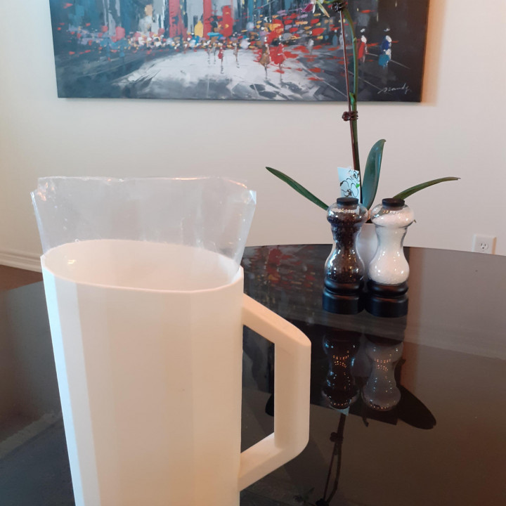 3D Printable Bagged Milk Jug (Low Polygon Style) by Jacob Philpott