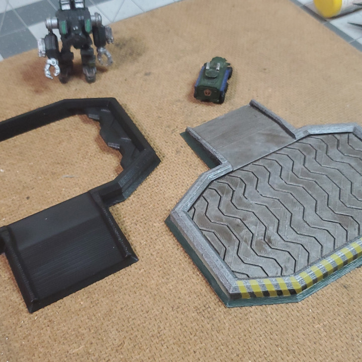 3D Printable Access Hatch by James Frojen