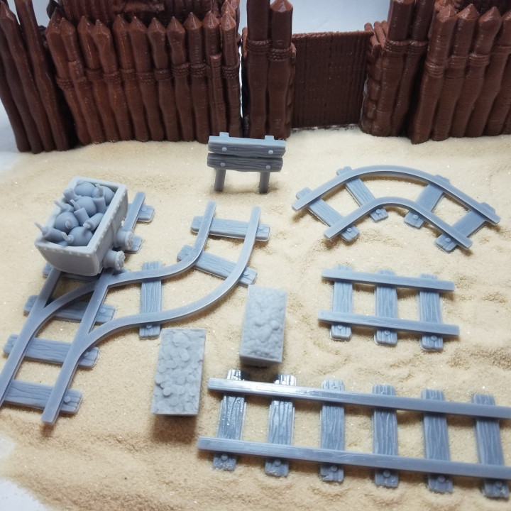 3D Print of Mine Tracks and Mine Carts by Tomym617