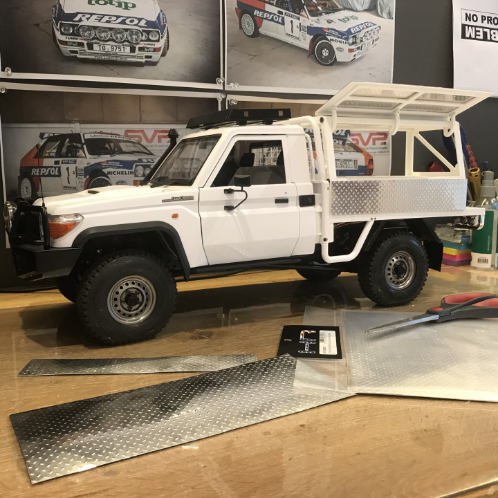 3D Printable Canopy Frame for the Killer Body Toyota LC70 by Knight Customs