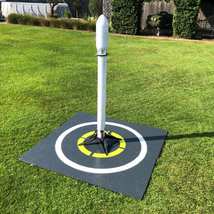 3D Printable SpaceX inspired edf rocket by Brian Brocken