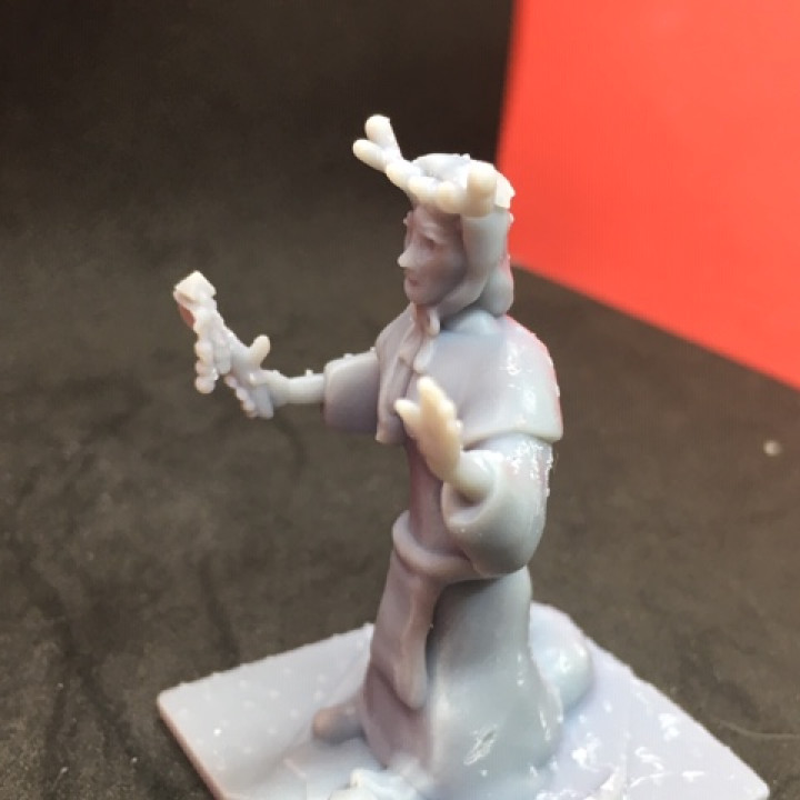 3D Printable Fae Tiefling Witch by Paul