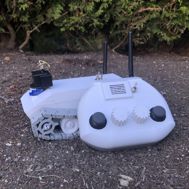 3D Printable 3D Printed Arduino FPV RC Tracked Car With Controller by ...