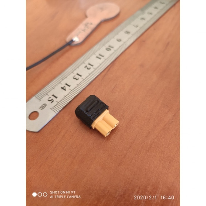 3D Printable XT30 holder for easy removal by Valentin Stanev