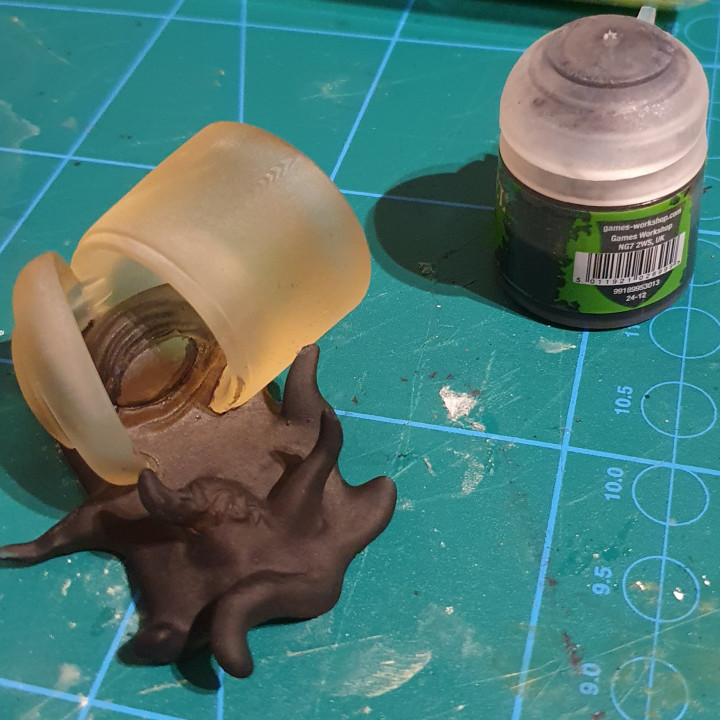 3D Printable Spilled paint mimic by Ogareg Miniatures