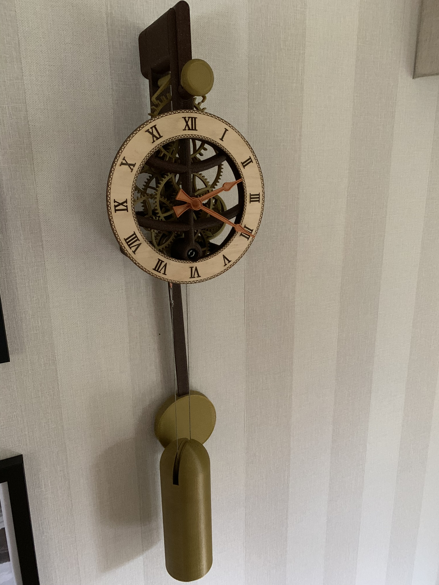 3D Printable Small Pendulum Wall Clock by Steve Peterson