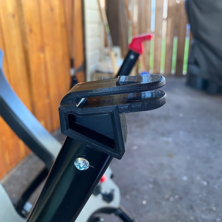 3D Printable Weber Portable Cart Clip by Nick