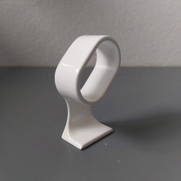3D Printable Watch stand by Tijn Schreuder