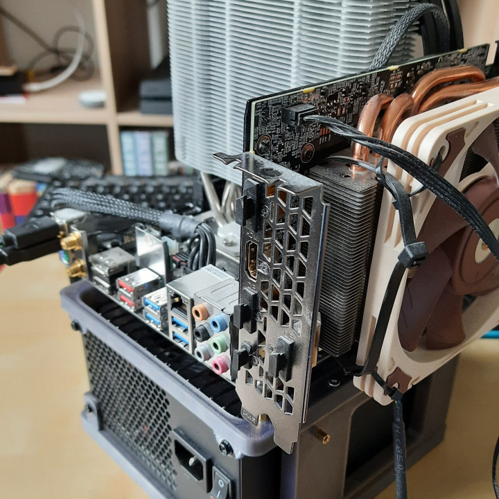 3D Printable mini-ITX case by Andreas Vogler