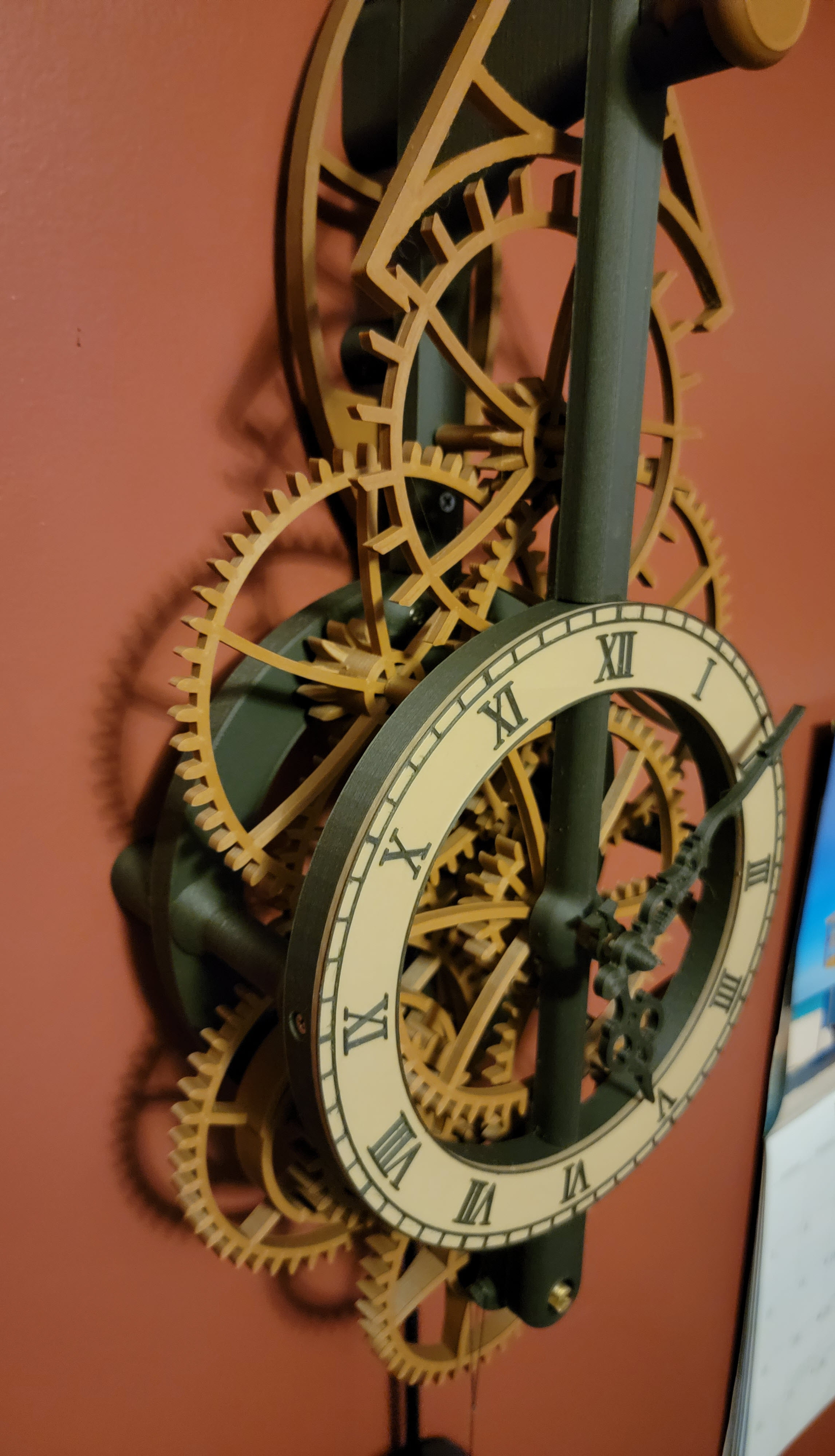 3D Printable Large Pendulum Wall Clock by Steve Peterson