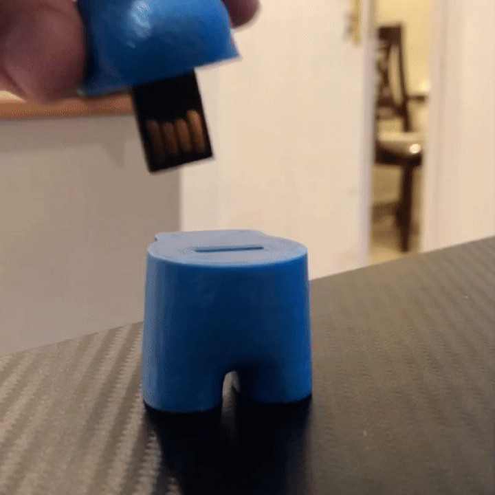 3D Printable among us USB holder by Q8 RC
