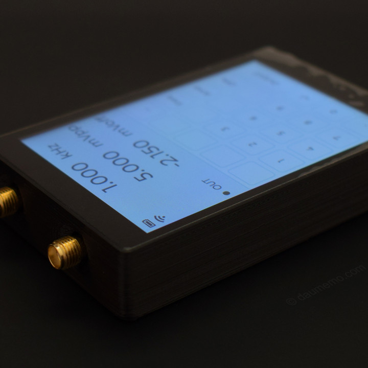 3D Printable DIY portable W-Fi controlled signal generator by Daumemo