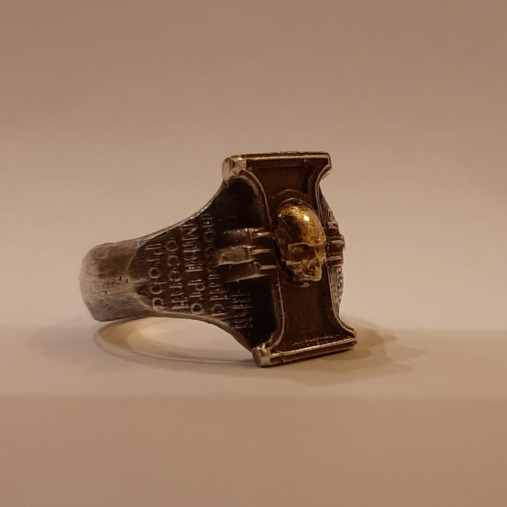 3D Printable 40K Inquisitor Insignia Ring by Anton