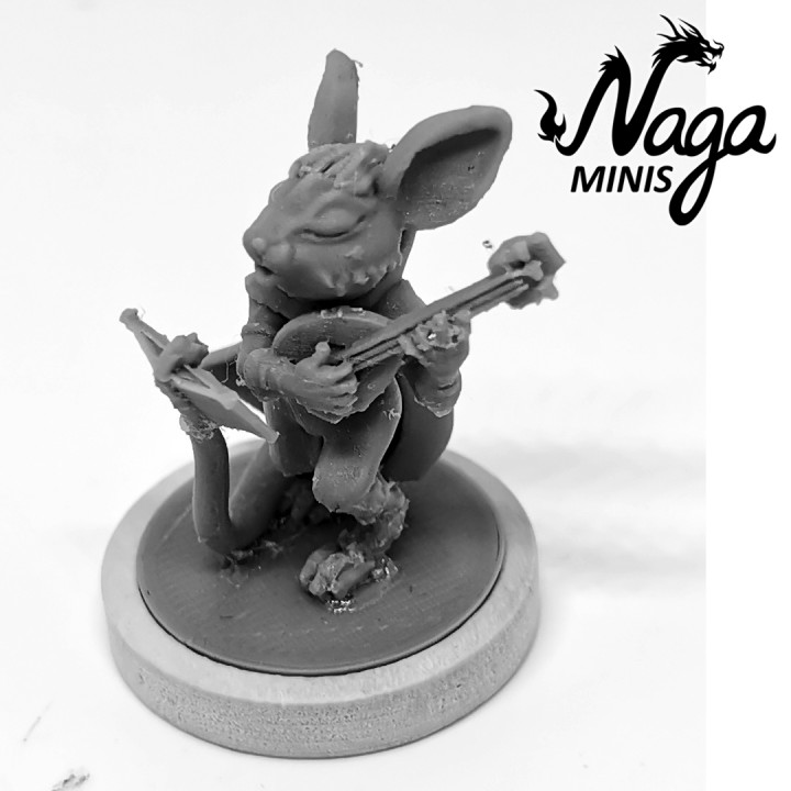 3D Printable Male Jerbeen Bard by Naga Minis
