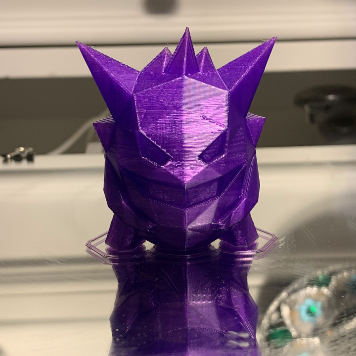 3D Printable Low-Poly Gengar by Sabrina Russell