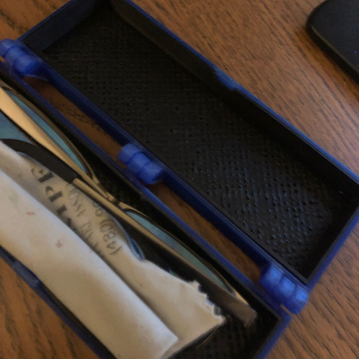 3D Printable Simple case by Alan Werner