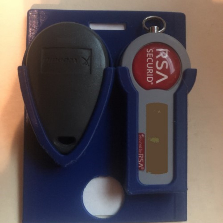 3D Printable Badge holder with RFID and SecureId slots by Alan Werner