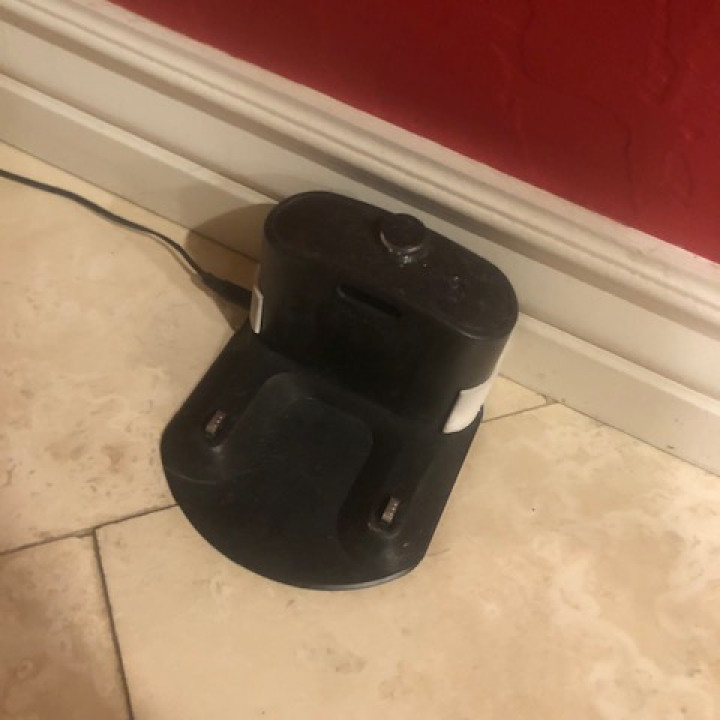 3D Printable Roomba charger holder by Alan Werner