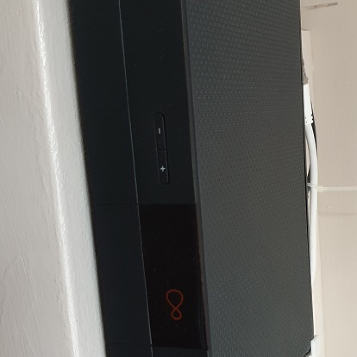 3D Printable Virgin Media Box Wall Mount (Side) UK by Mike Lee