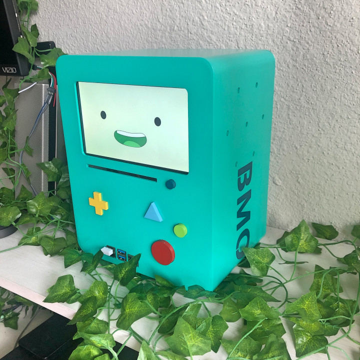 3D Printable BMO Case by Aguilar Workshop